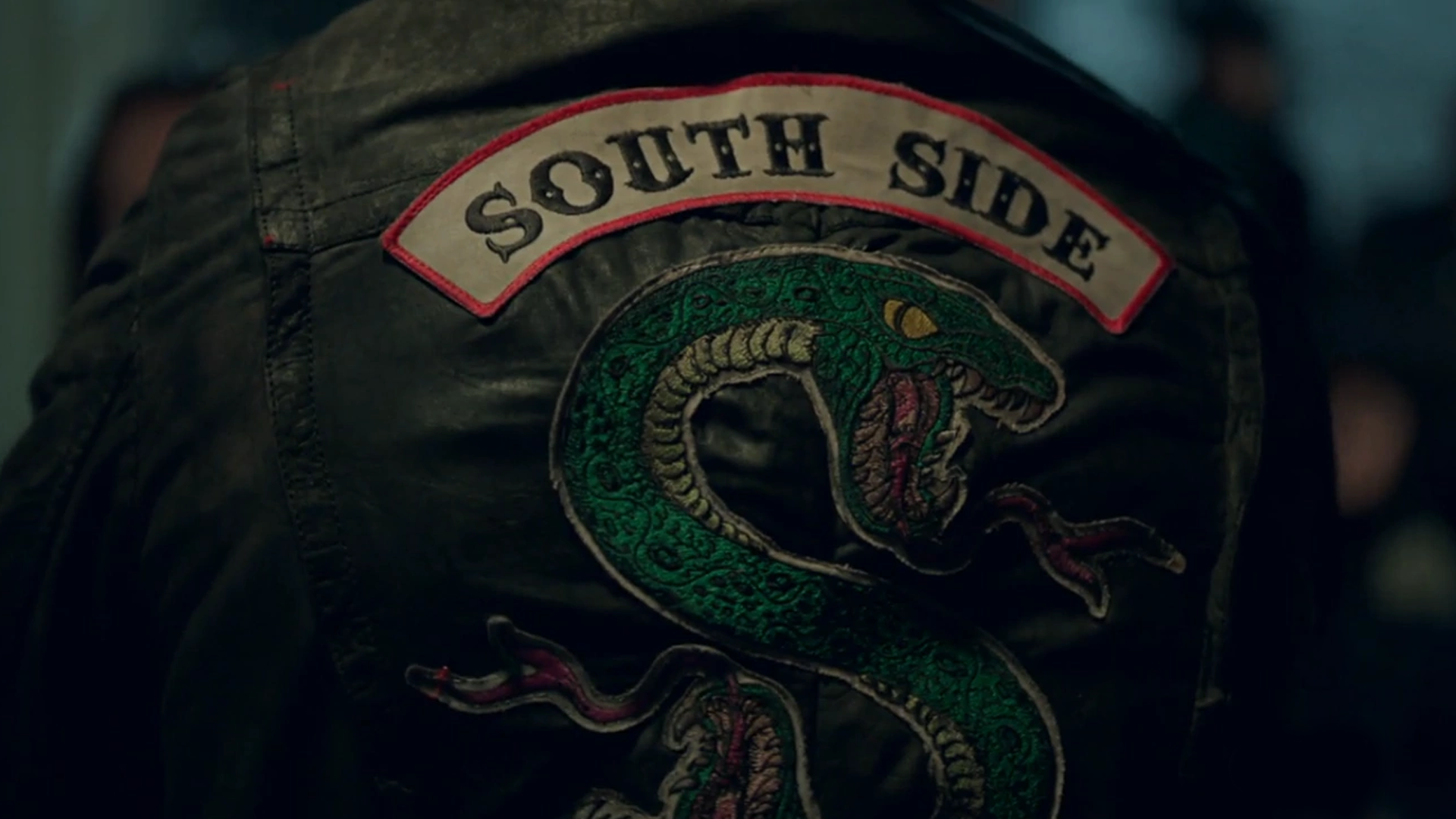 [CONCOURS] Gagnez le patch des Southside Serpents de Jughead Jones de ...