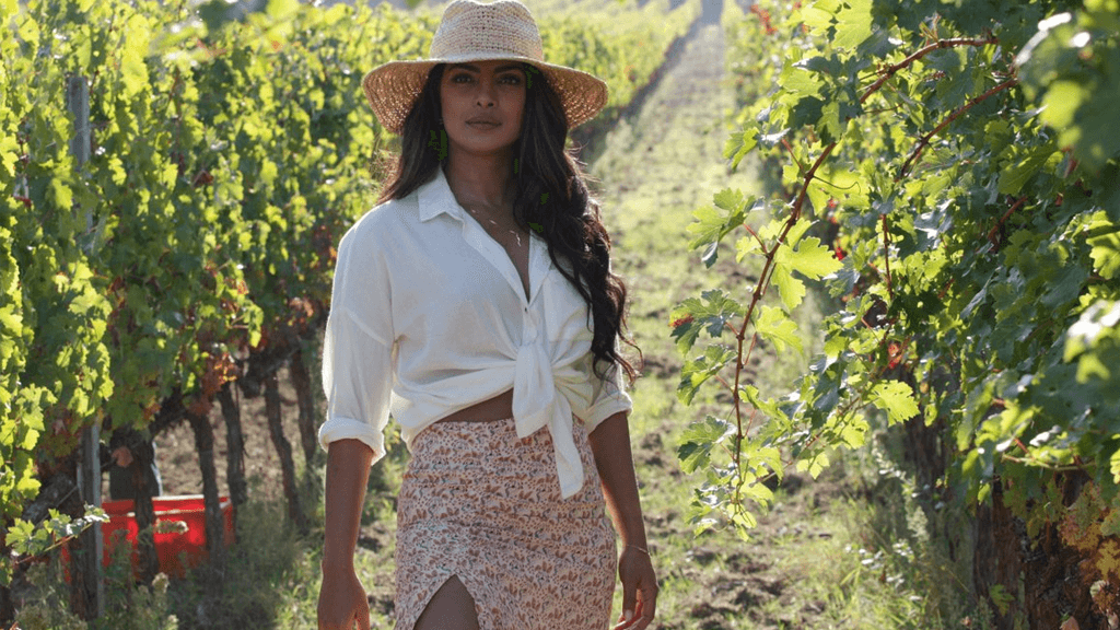 Summer look inspiré par Alex Parrish (à partir de 17€) | Spotern
