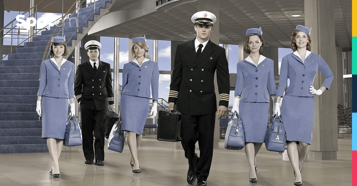 Découvrez tous les vêtements et accessoires de la Saison 1 dans Pan Am