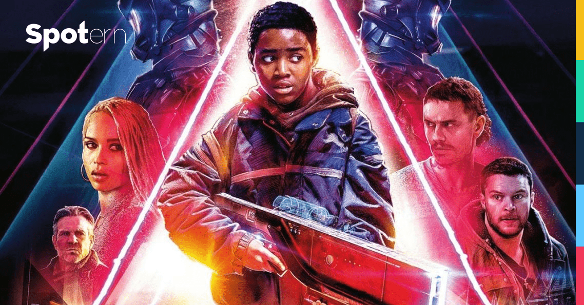 Echa un vistazo al guardarropa de Male Cleaner (interpretado por ...