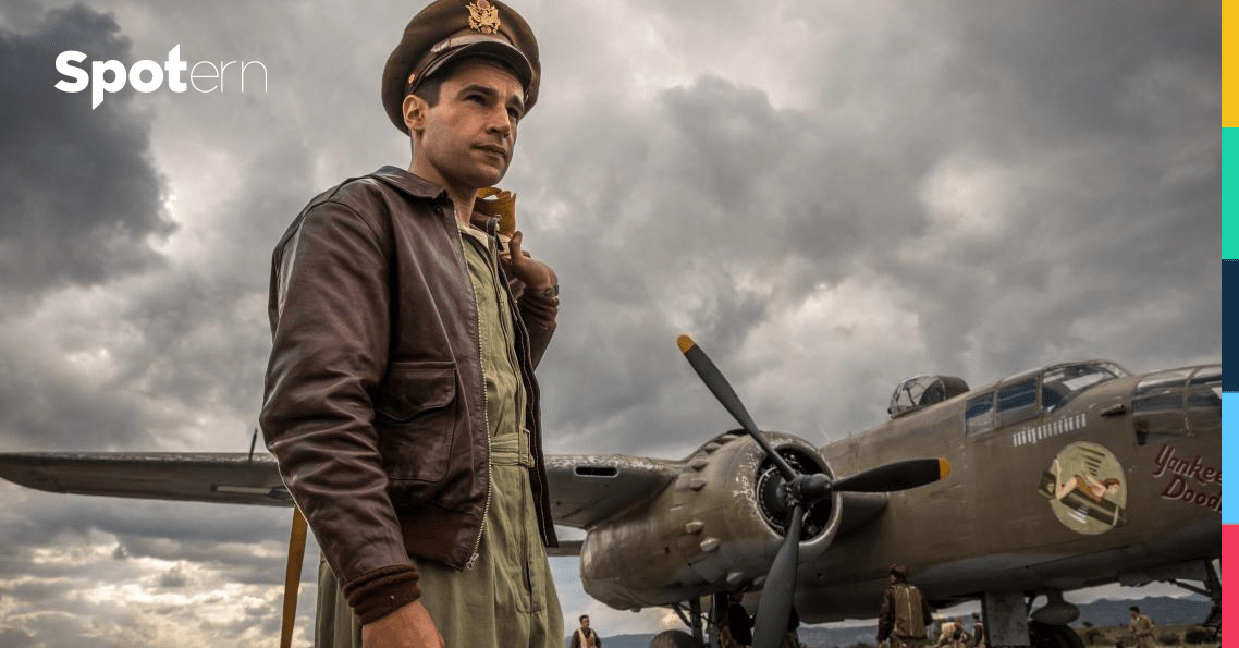 Colonel Cathcart (played by Kyle Chandler) outfits on Catch-22