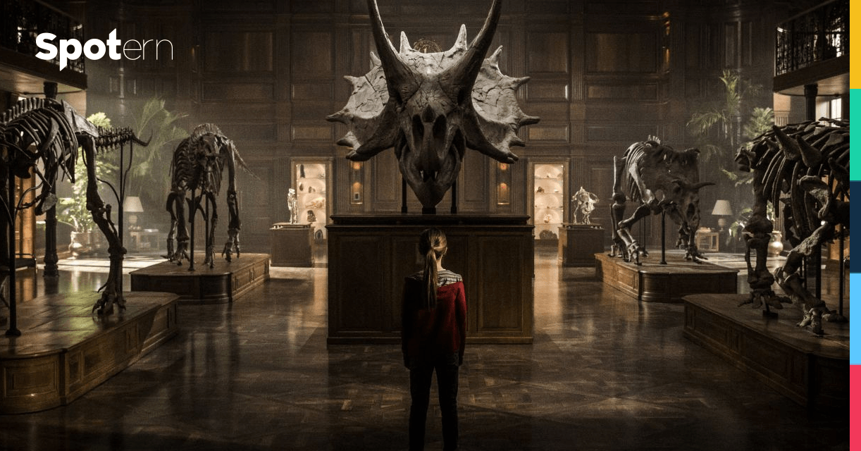 Zia Rodriguez (played by Daniella Pineda) outfits on Jurassic World ...