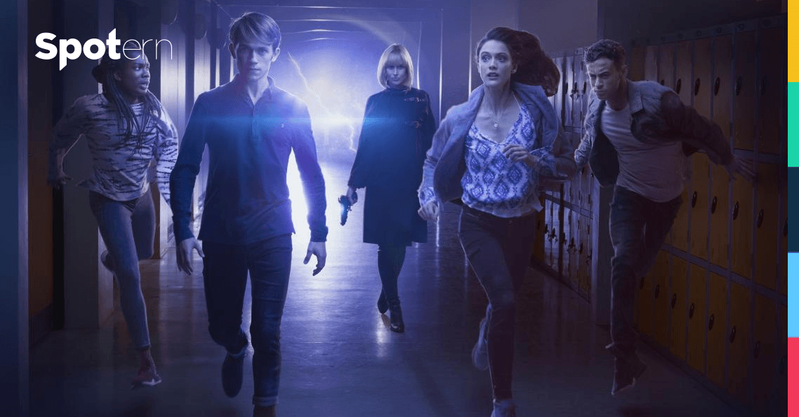 Class: Clothes, Outfits, Brands, Style and Looks | Spotern