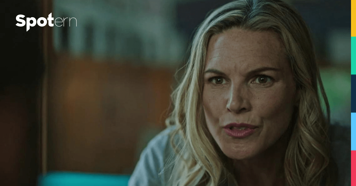 Sin rastro de Sarah: Ropa, Moda, Marca, Look y Estilo | Spotern