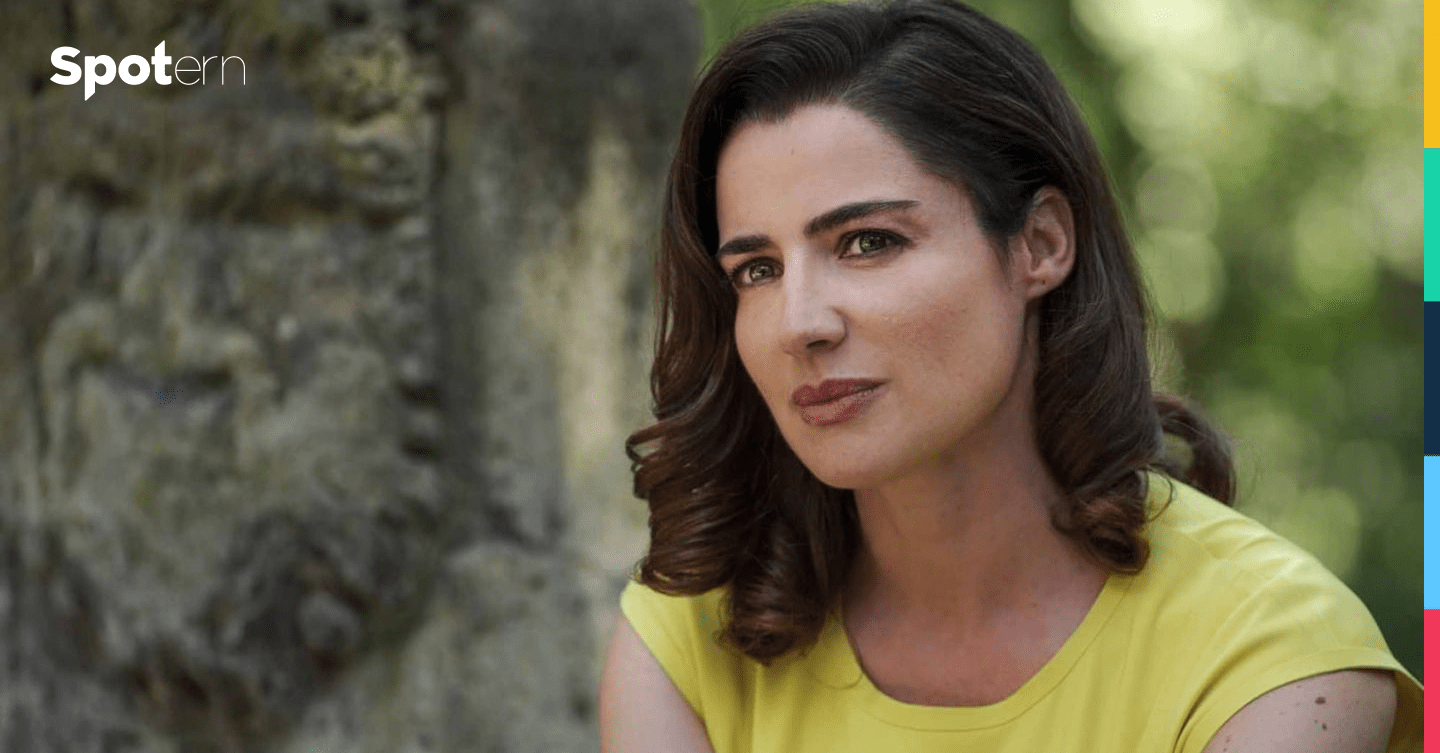 Maria Capasso (played by Luisa Ranieri) outfits on Vita Segreta di ...