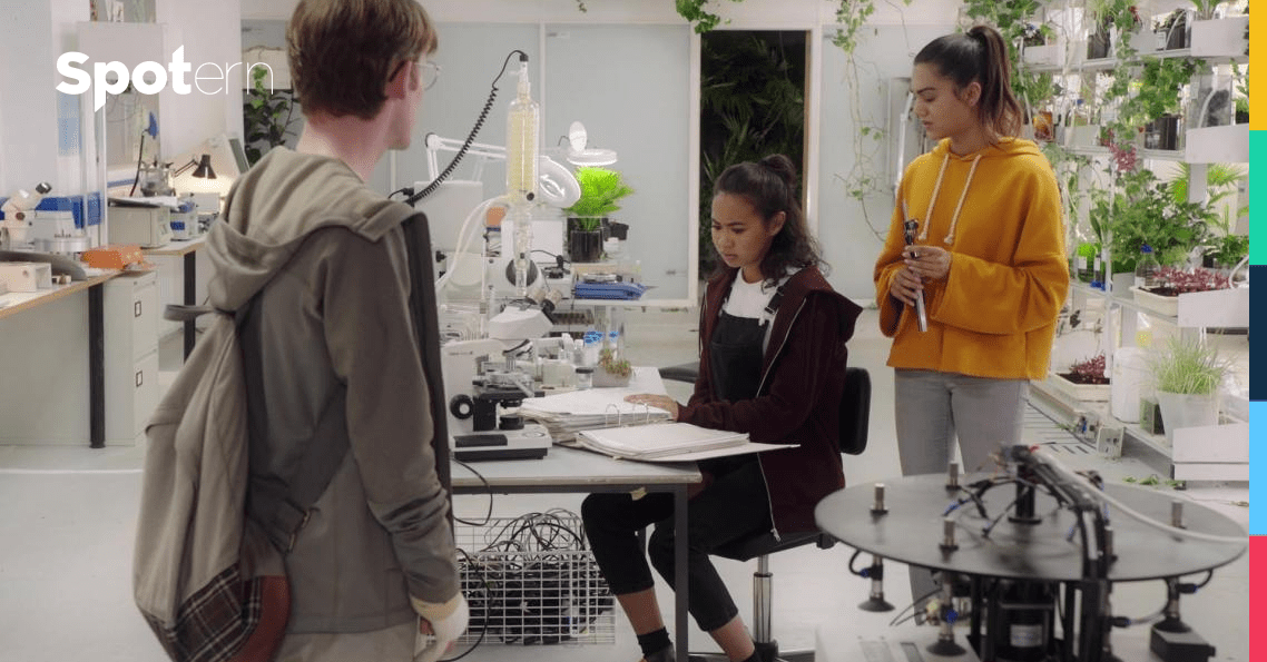 The A List: Clothes, Outfits, Brands, Style and Looks | Spotern