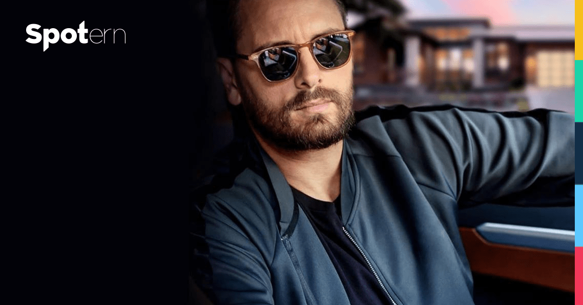 Self (played by Scott Disick) outfits on Flip It Like Disick