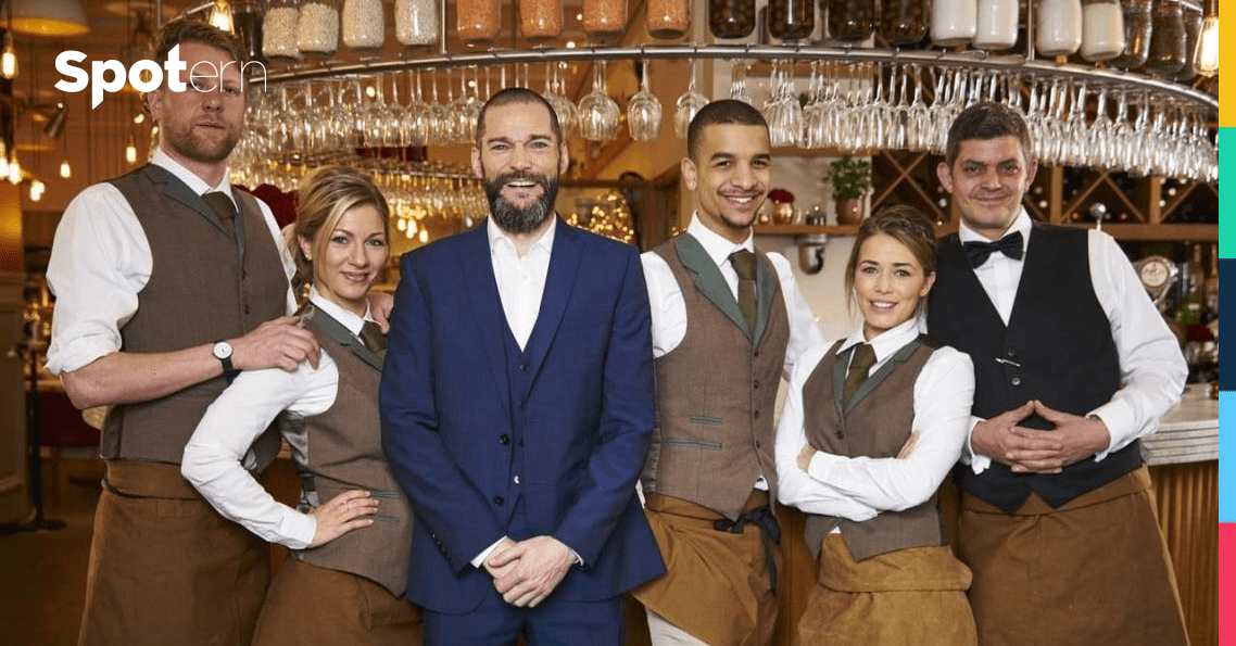 First Dates: Ropa, Moda, Marca, Look y Estilo | Spotern