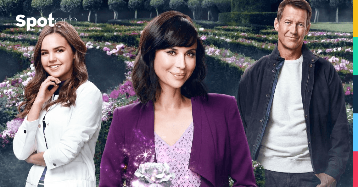 Cassie Nightingale (played by Catherine Bell) outfits on Good Witch