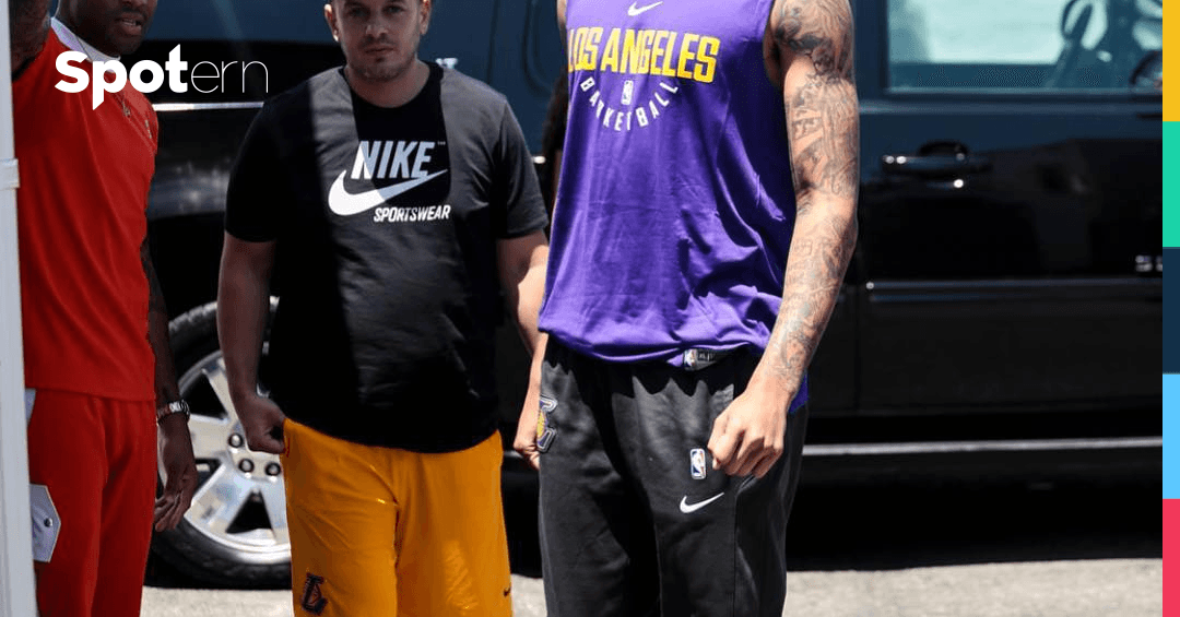 Instagram kuz: Clothes, Outfits, Brands, Style and Looks | Spotern