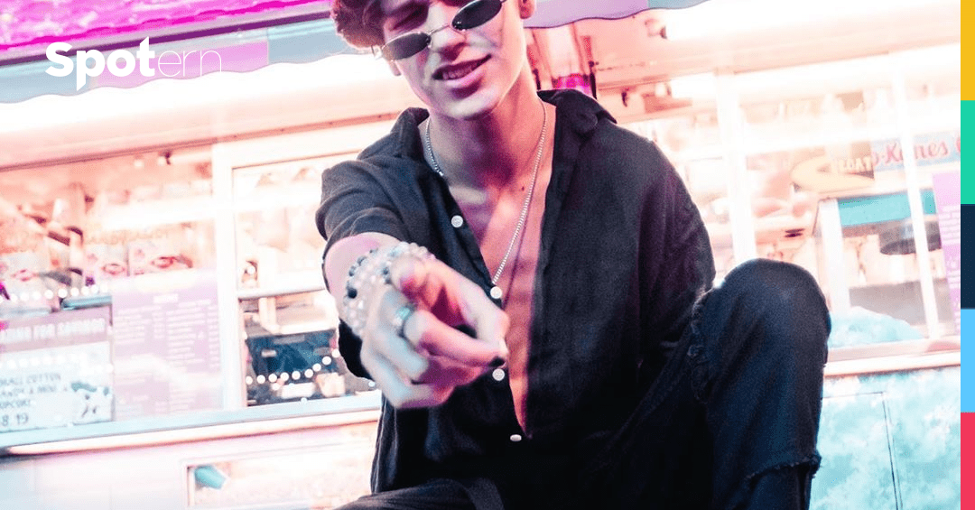 Instagram huddy: Clothes, Outfits, Brands, Style and Looks | Spotern