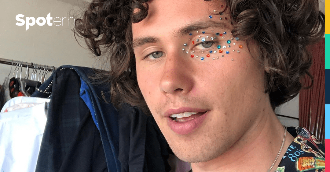 Instagram robertsdfinn : Vêtements, Mode, Marque, Look et Style | Spotern