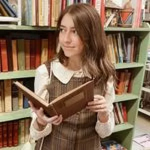 Instagram ally.warren: Clothes, Outfits, Brands, Style and Looks | Spotern