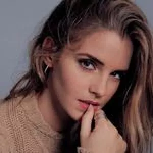 Instagram _emma__watsons_: Clothes, Outfits, Brands, Style and Looks ...