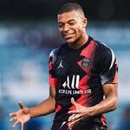 Kylian Mbappé: Clothes, Outfits, Brands, Style and Looks | Spotern