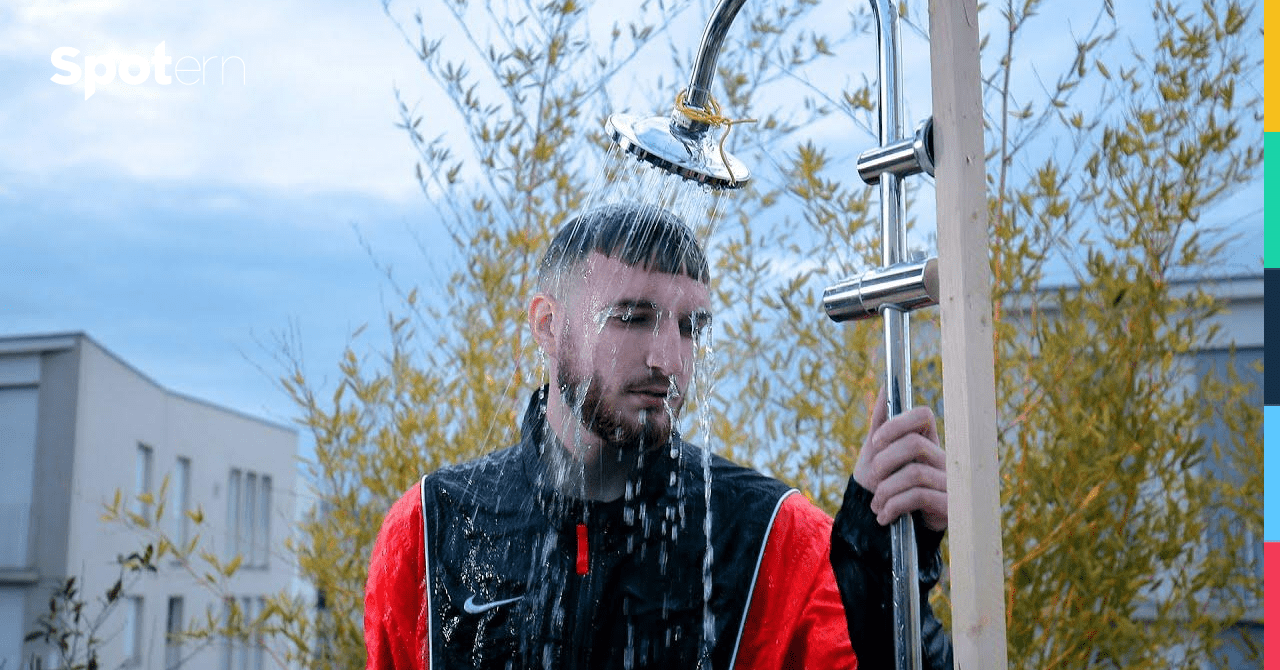 Spider ZED - Sous la douche (Clip): Clothes, Outfits, Brands, Style and ...