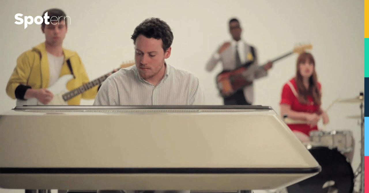 Metronomy - The Look (Official Video): Clothes, Outfits, Brands, Style ...
