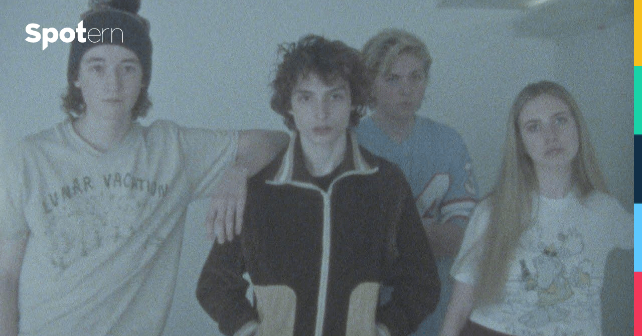 Calpurnia - Cell (Official Video): Clothes, Outfits, Brands, Style and ...