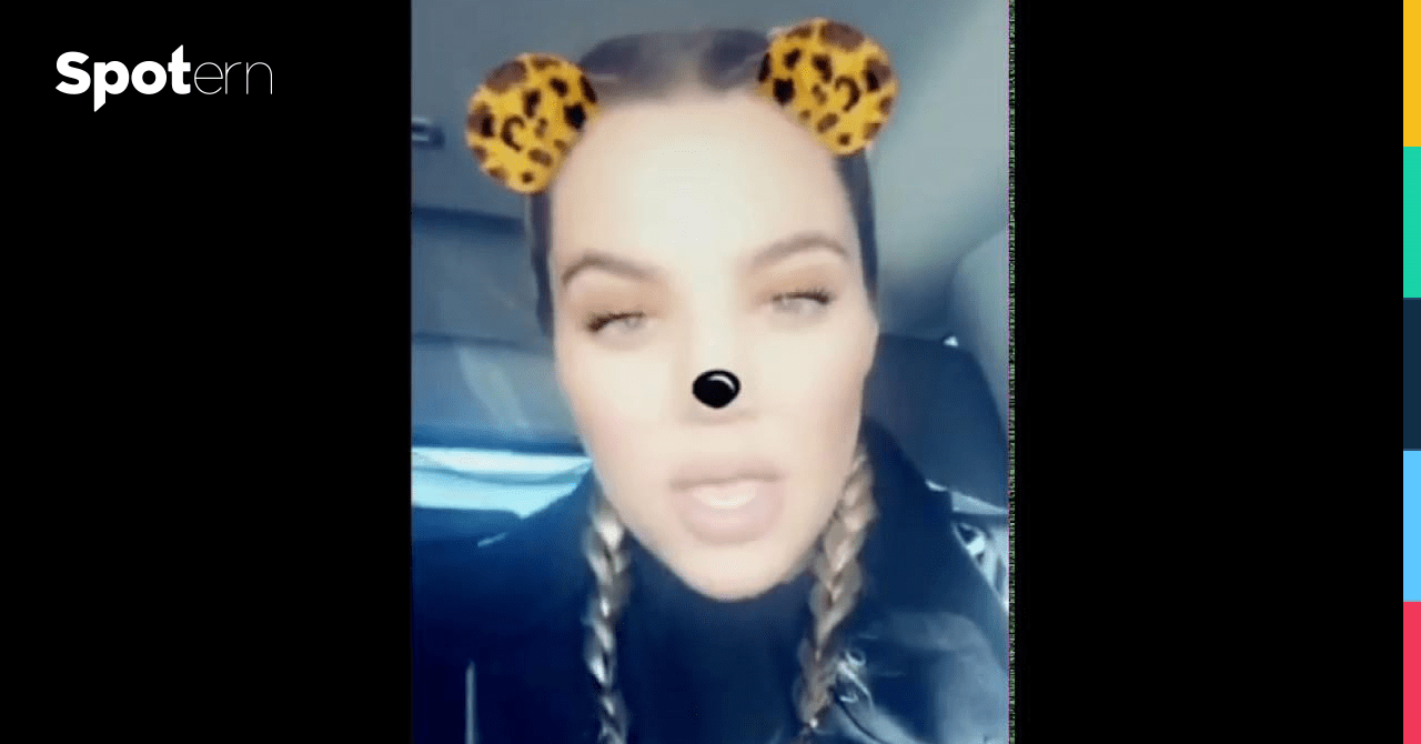 Khloe Kardashian Snaps March 2017 Clothes Outfits Brands Style And