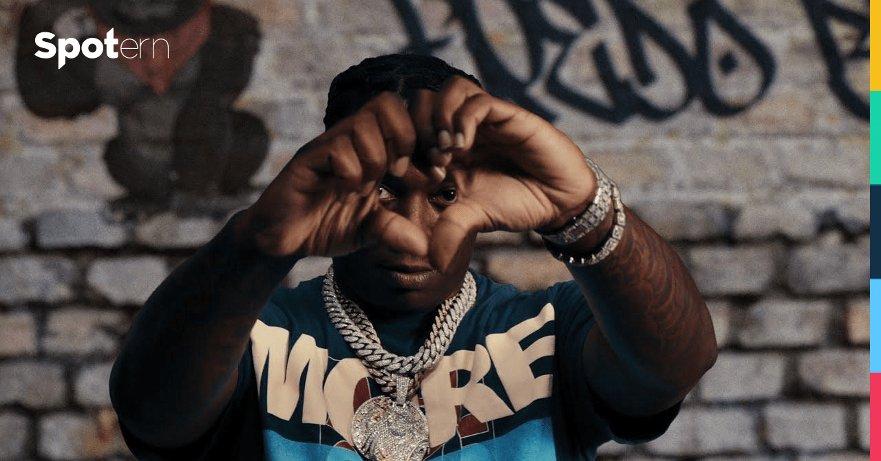 Fredo Bang - FWM (Official Video): Clothes, Outfits, Brands, Style and ...