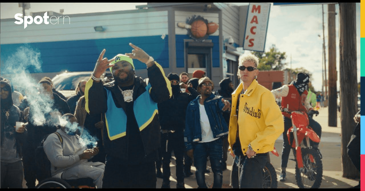 Tee Grizzley - The Sopranos (feat. MGK) [Official Video] : Vêtements ...