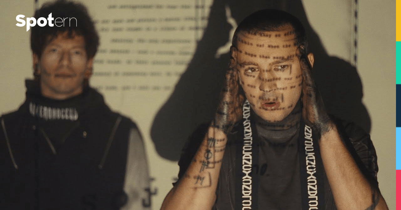 Twenty One Pilots - Overcompensate (Official Video): Clothes, Outfits ...