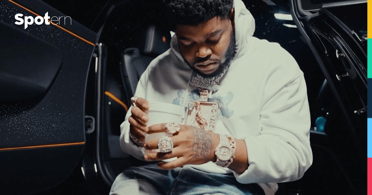 BossMan Dlow - Sum Out Of Nun (Official Music Video): Clothes, Outfits ...