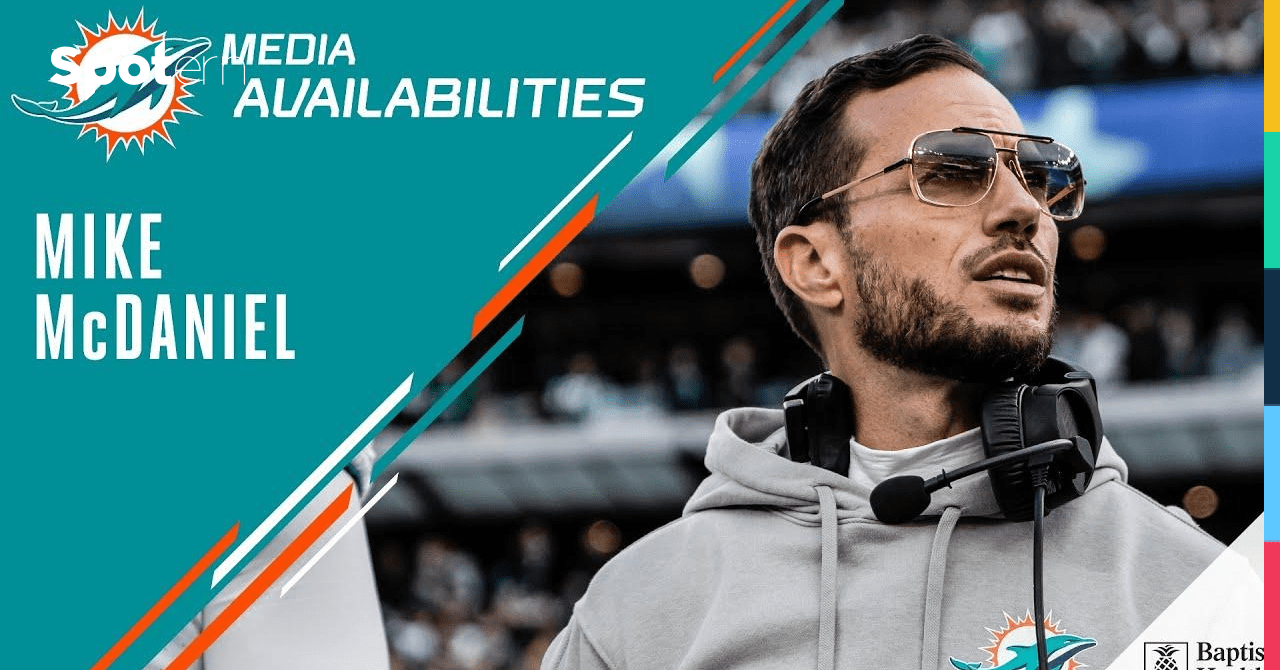 Coach Mike McDaniel meets with the media | Miami Dolphins : Vêtements ...