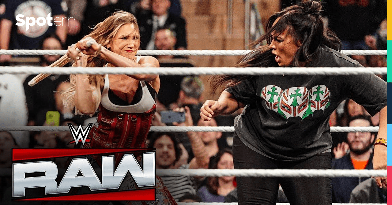 Charlotte Flair saves Alexa Bliss, Rhea Ripley and IYO SKY: Raw ...