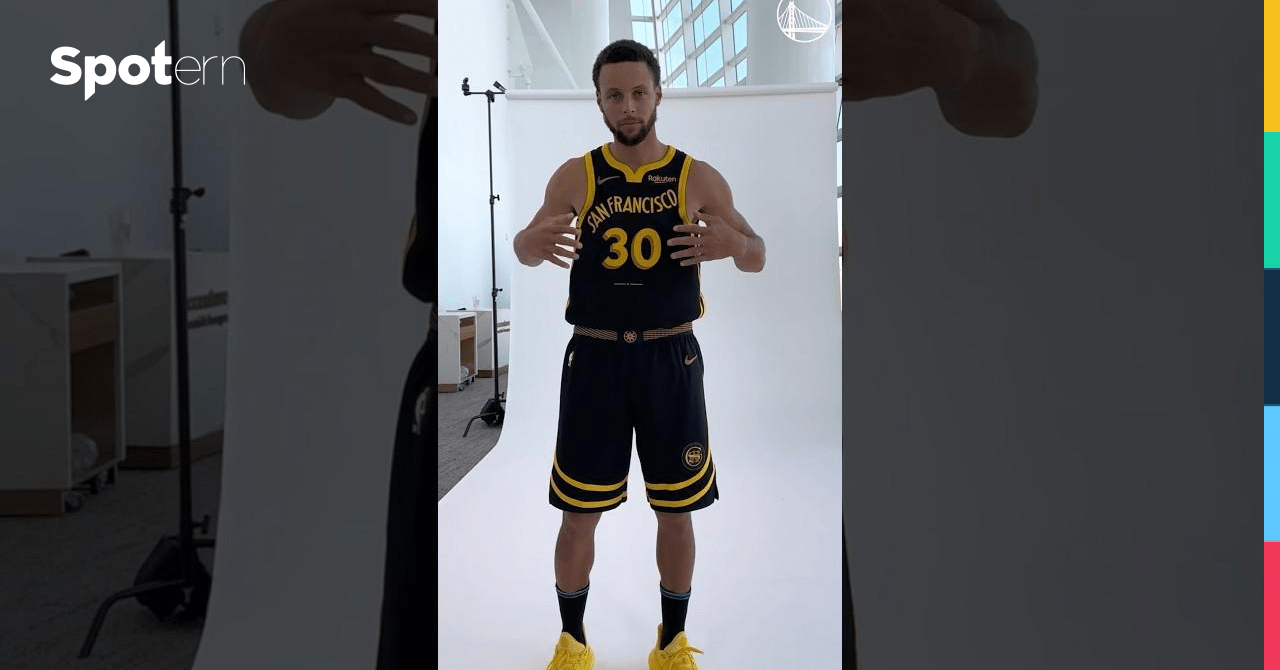 Stephen Curry Wears Warriors New Uniform For the First Time! | #shorts ...