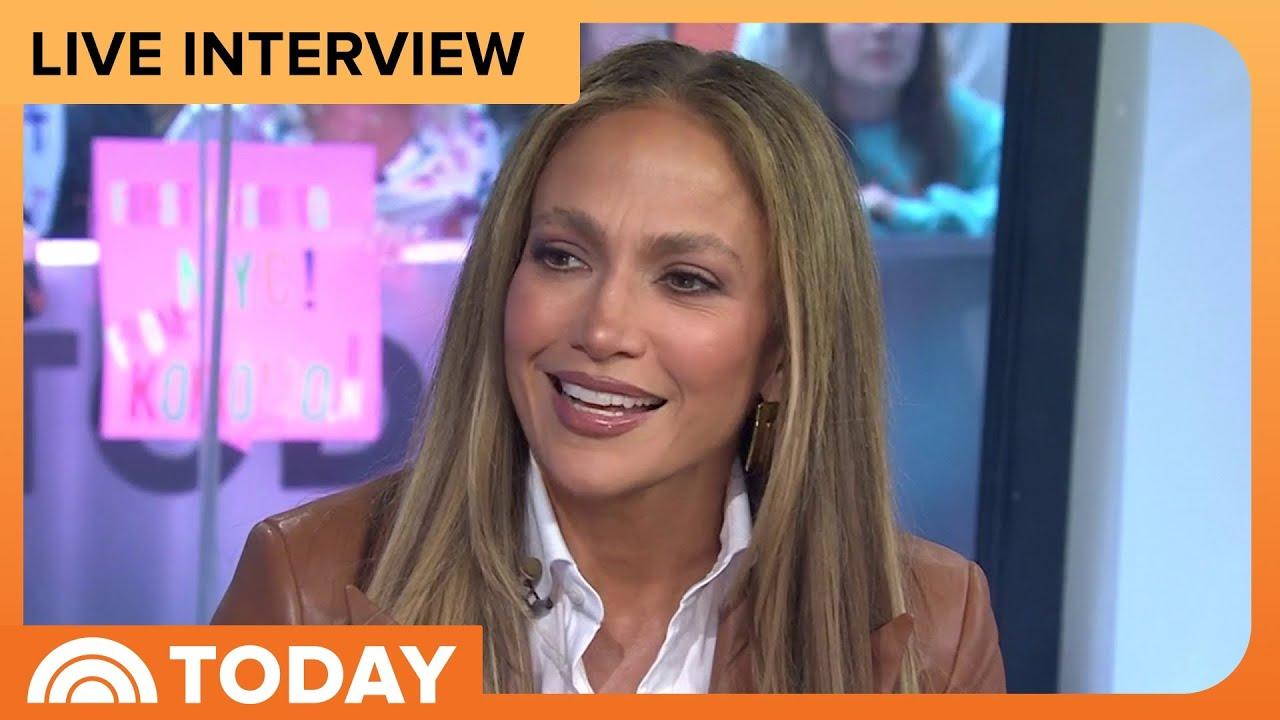Leather Jacket worn by Jennifer Lopez in Jennifer Lopez on 'Kiss of the ...