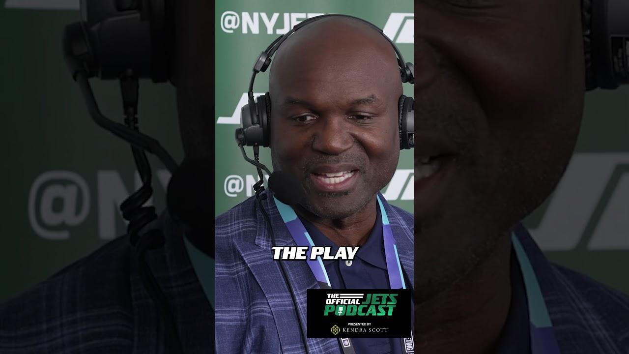 Jets VS Patriots Aaron Glenn Black Puffer Vest in Todd Bowles Knows How Intense Aaron Glenn Is ...