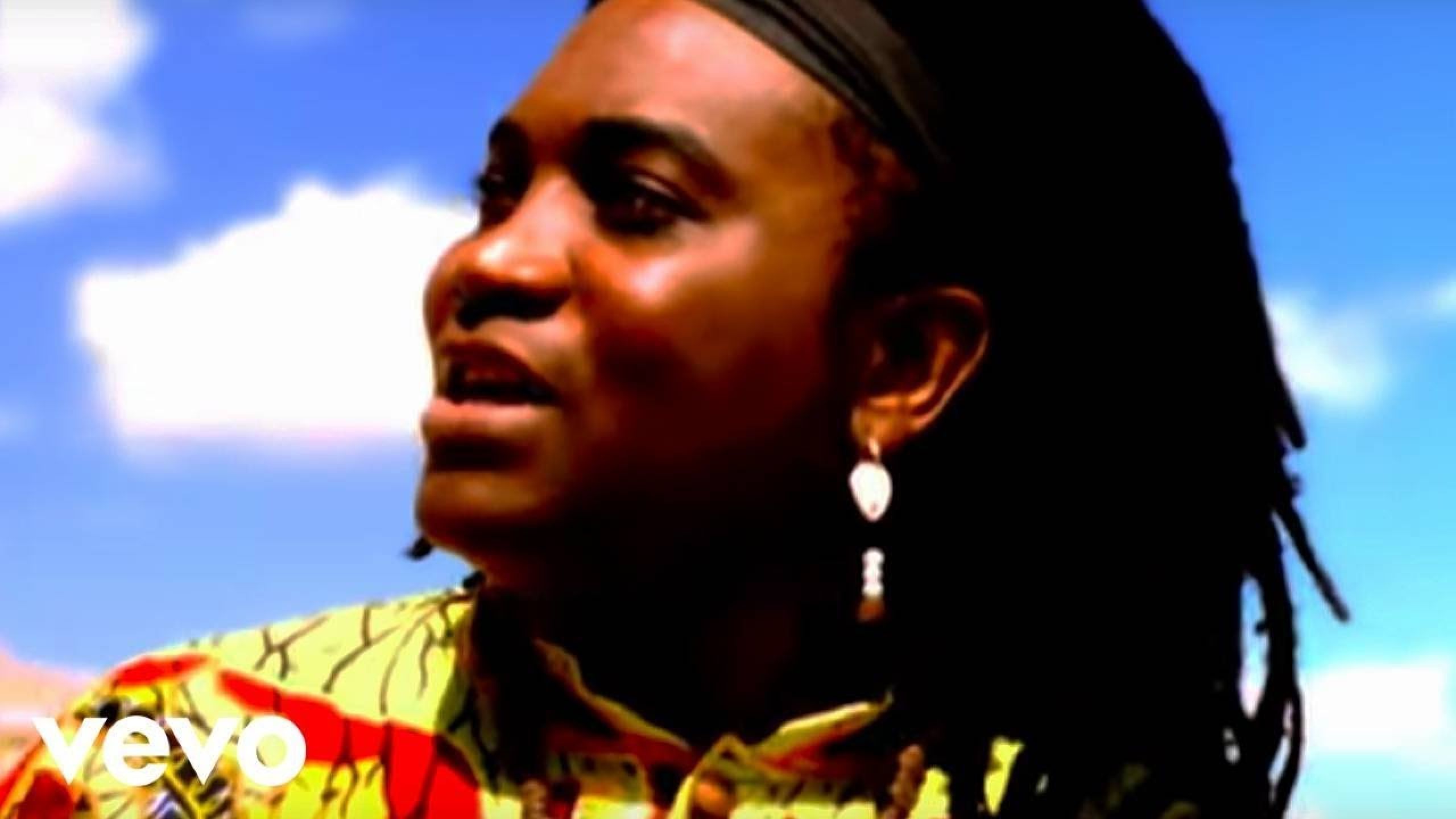 Wes - Alane (Clip officiel): Clothes, Outfits, Brands, Style and Looks ...