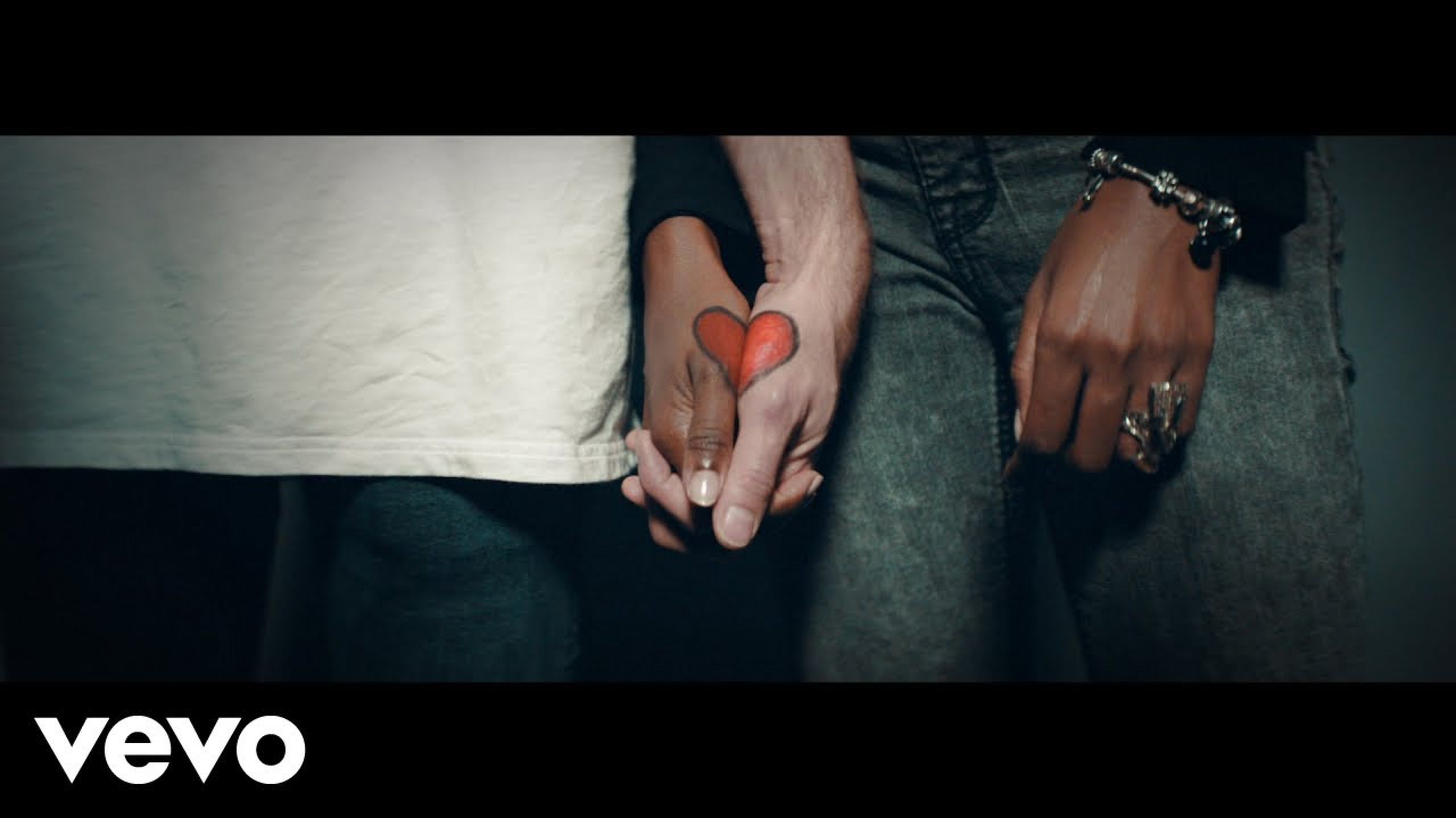 Alejandro Sanz, Camila Cabello - Mi Persona Favorita (Vídeo Oficial ...