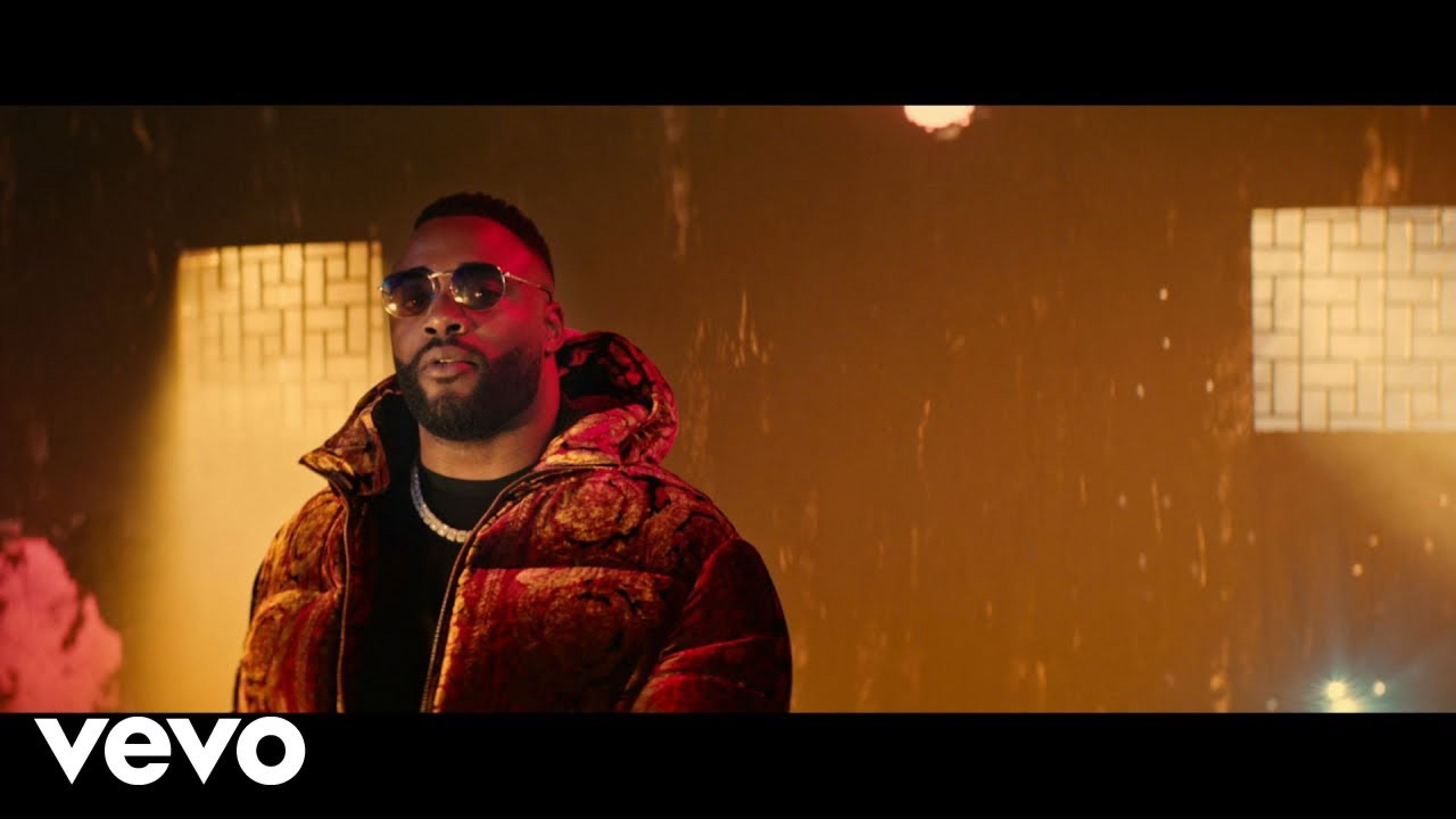 Gradur - Rari (Clip Officiel): Clothes, Outfits, Brands, Style and Looks | Spotern
