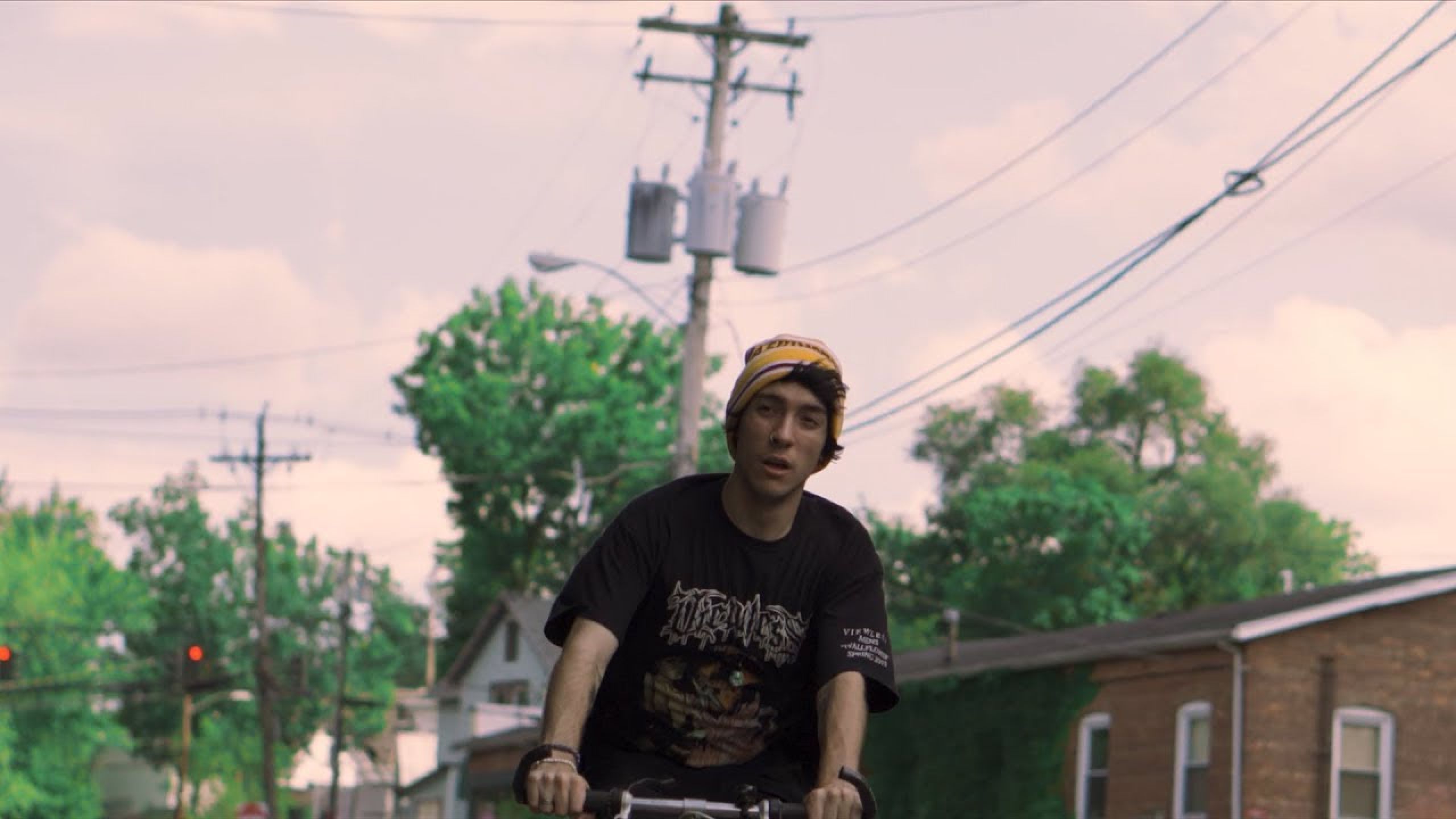 guardin - creature (prod. taylor morgan) (music video): Clothes ...