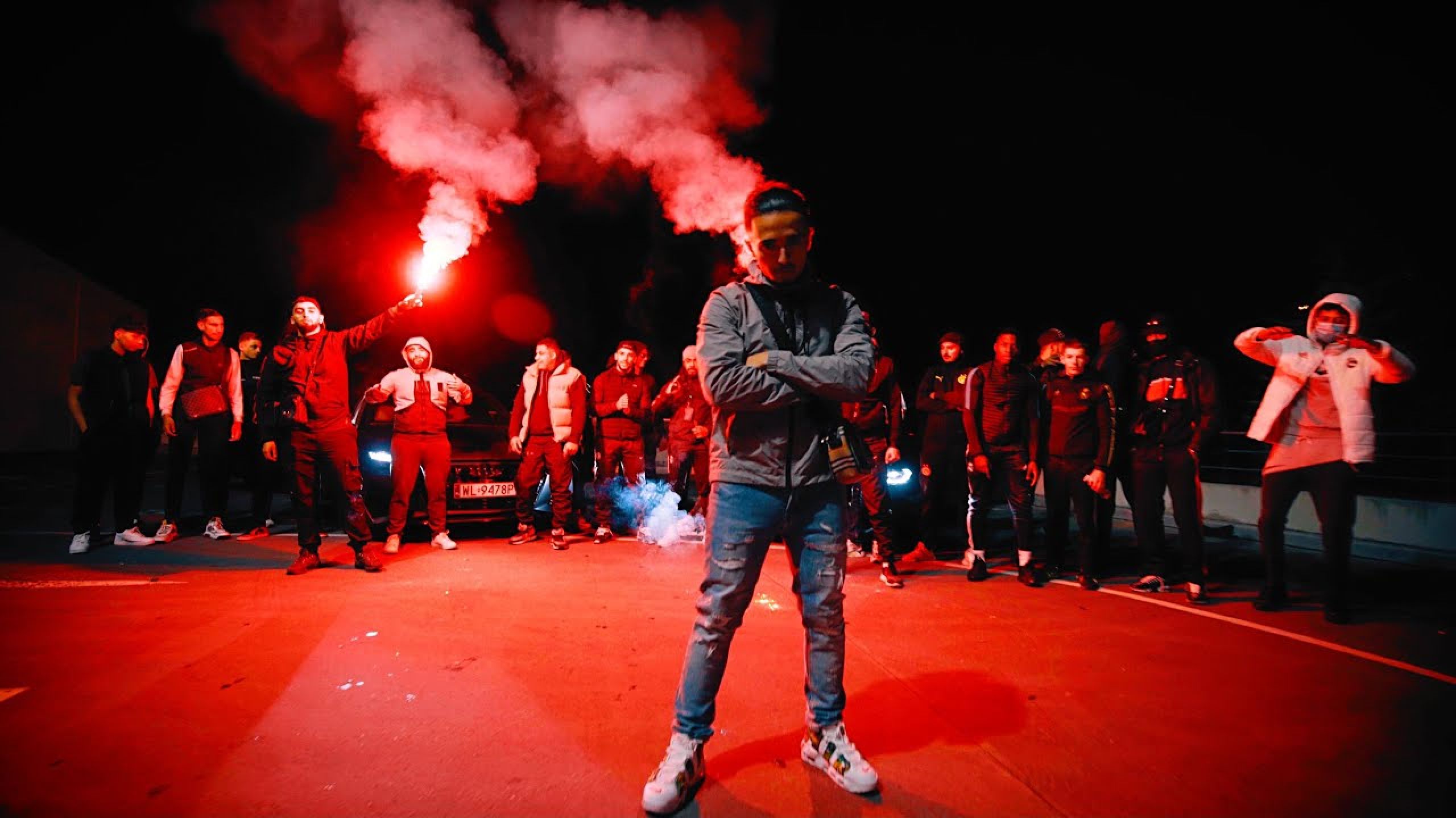 Oby One - Heneni (Clip Officiel): Clothes, Outfits, Brands, Style and ...