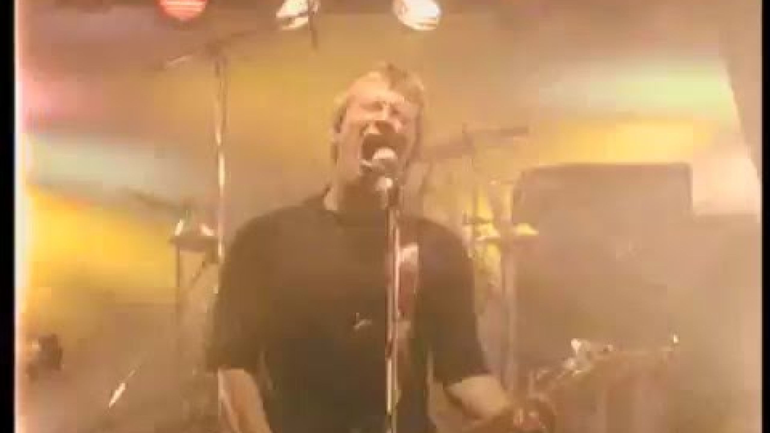 Radiohead - Creep: Clothes, Outfits, Brands, Style and Looks | Spotern