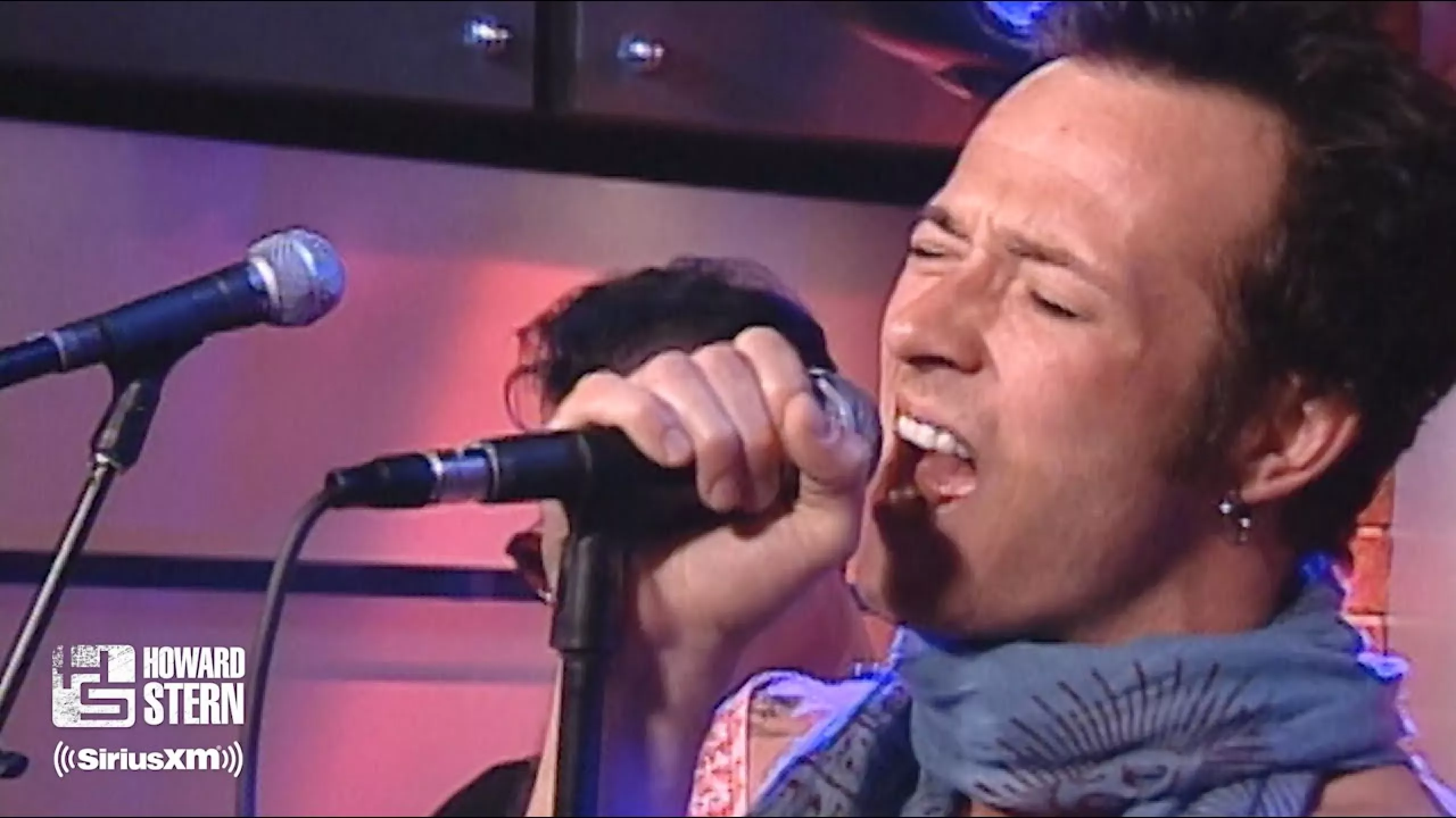 Stone Temple Pilots “Interstate Love Song” on the Howard Stern Show ...