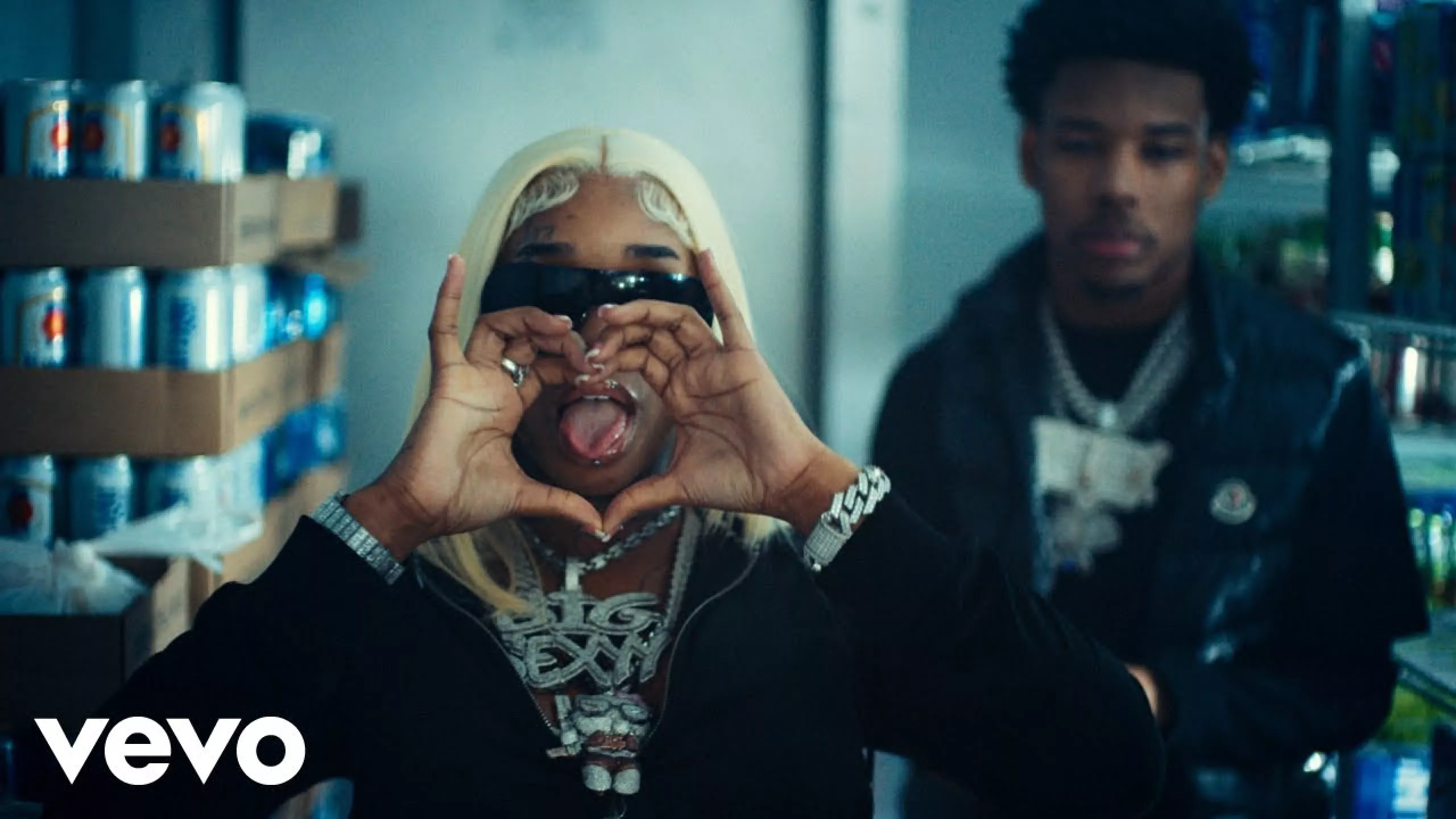 Nardo Wick - Somethin' (Official Video) ft. Sexyy Red: Clothes, Outfits ...