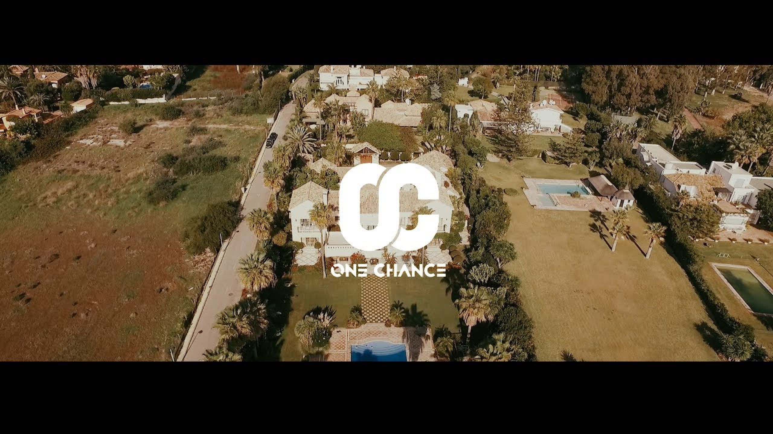 XV - Full Ya (Clip Officiel): Clothes, Outfits, Brands, Style and Looks ...