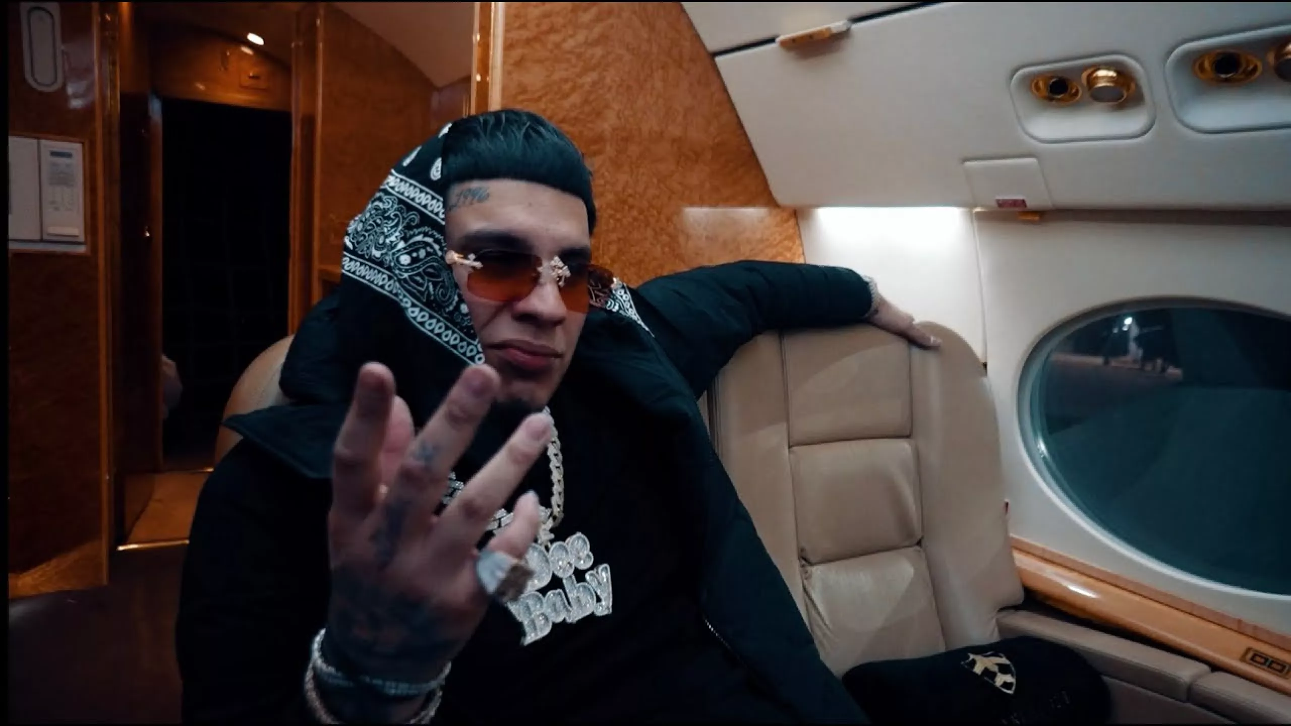 DeeBaby - Now Tell Me Why ( Official Video ): Clothes, Outfits, Brands ...