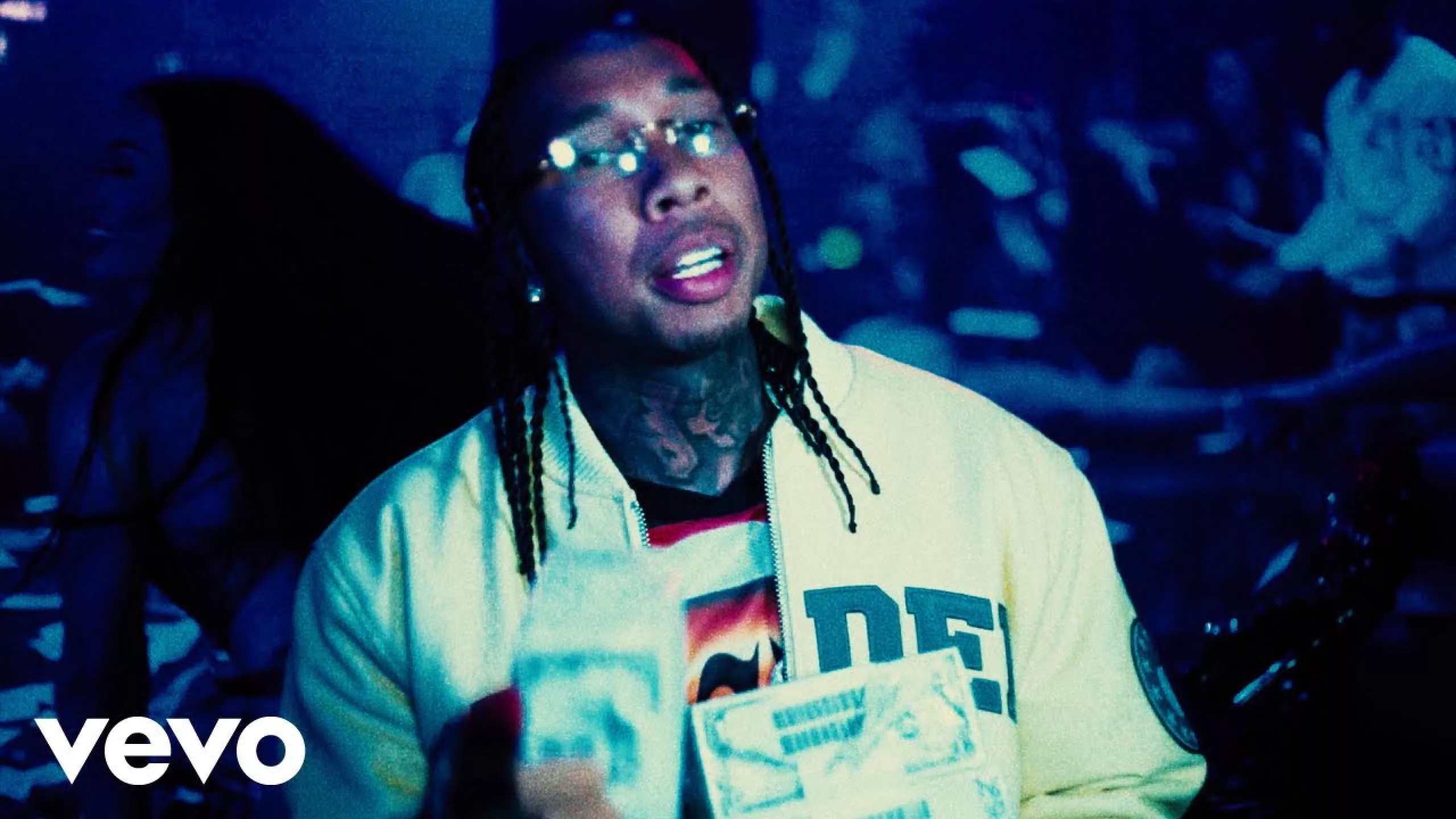 Tyga - Hello B*tch (Official Video): Clothes, Outfits, Brands, Style ...