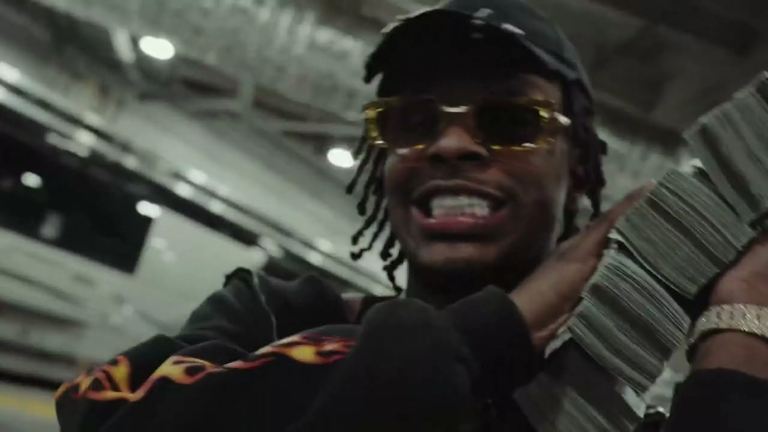 Toosii - Fantastic (Official Music Video): Clothes, Outfits, Brands ...