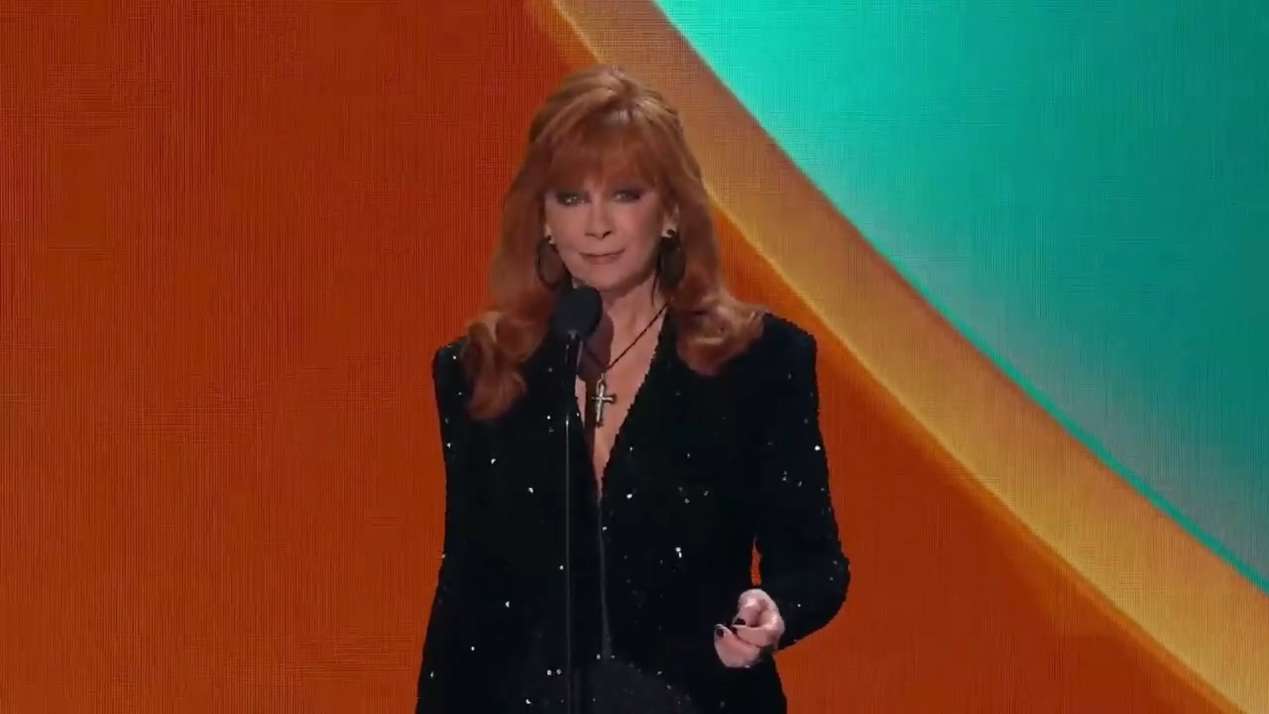 Reba McEntire Introduces Alan Jackson's Performance (Live from the 60th ...