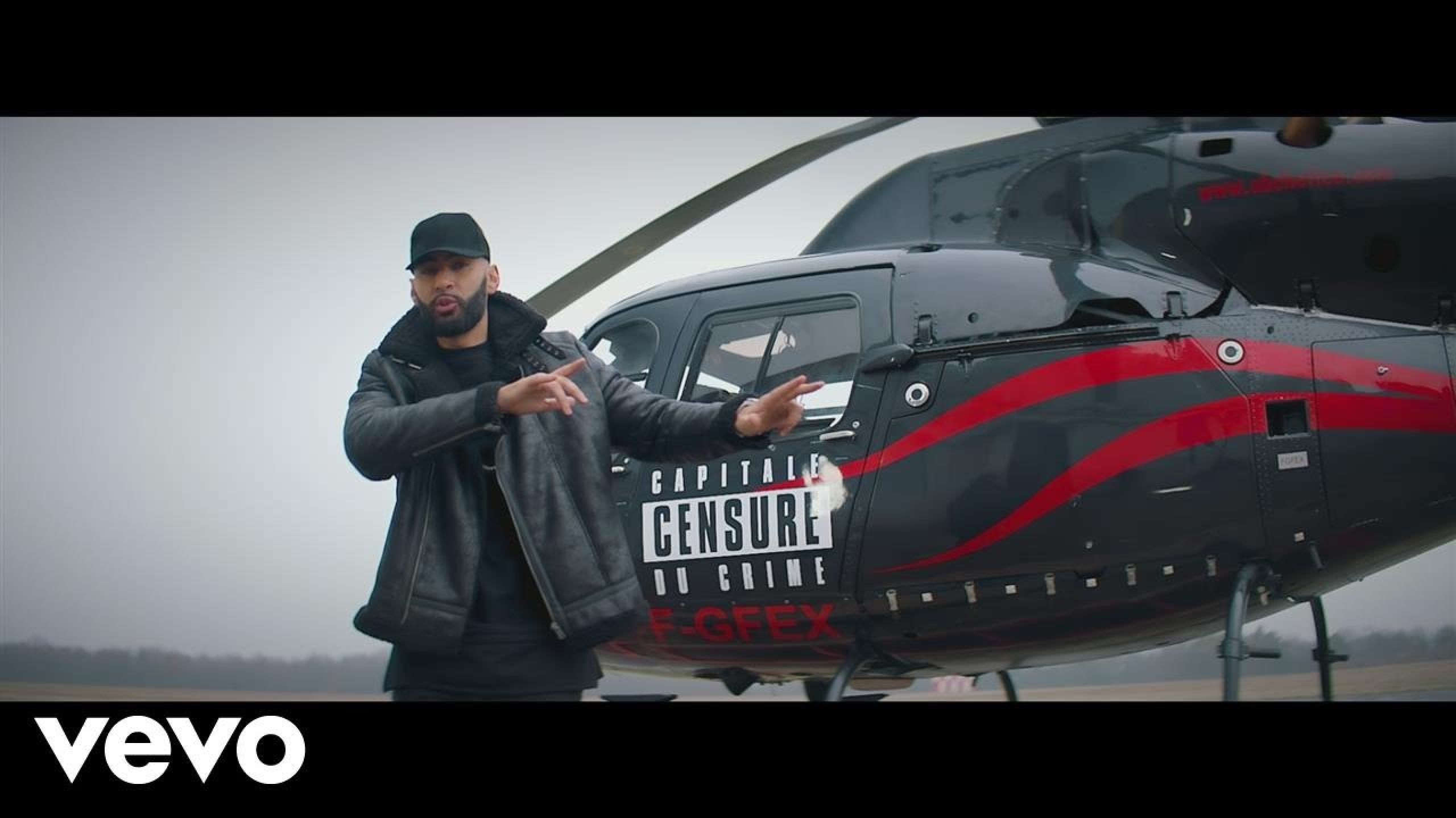 La Fouine - Chargée (Clip officiel): Clothes, Outfits, Brands, Style and Looks | Spotern