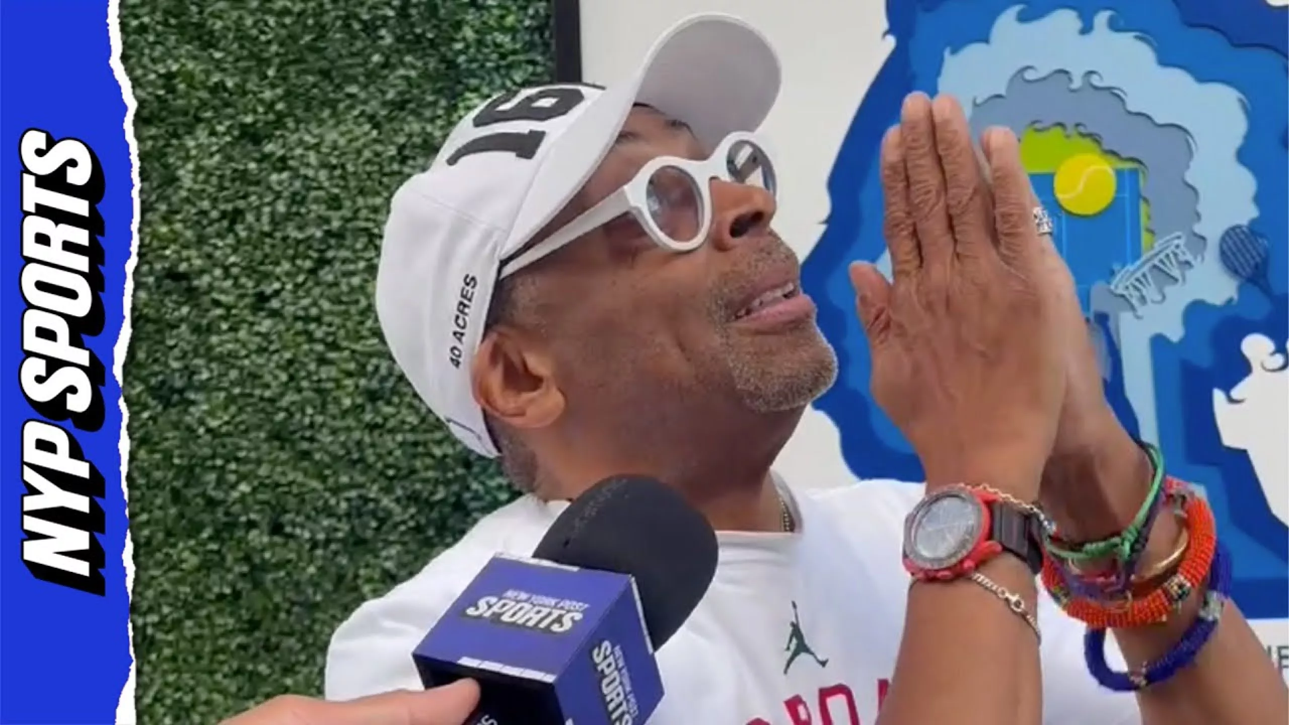 Spike Lee is feeling GOOD about his Knicks this season...Giants not so ...
