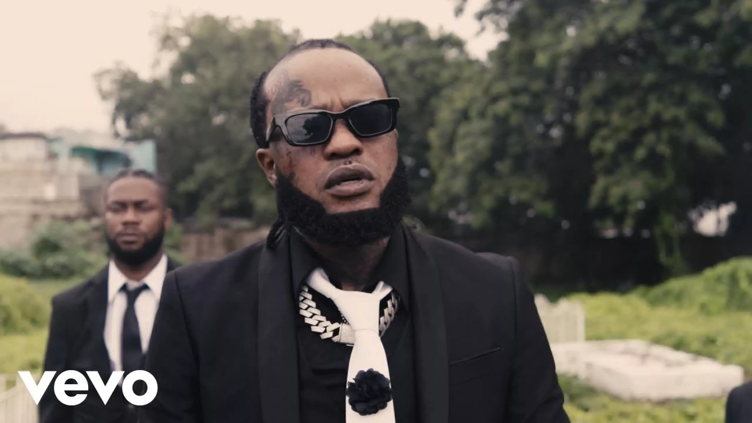 Tommy Lee Sparta - Pain | Official Music Video: Clothes, Outfits ...