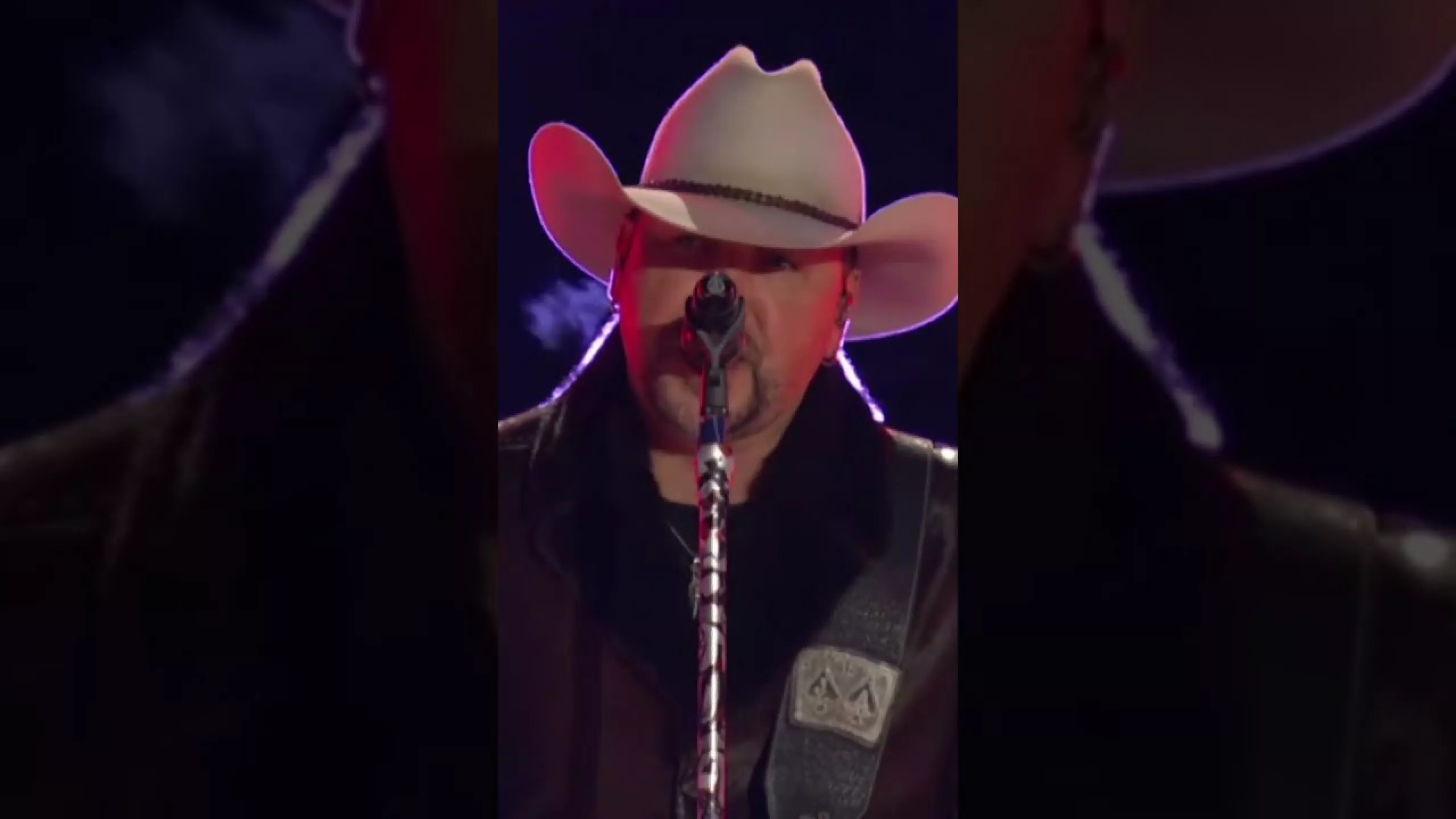 Jason Aldean Nashville Big Bash 2025 #NYE: Clothes, Outfits, Brands ...