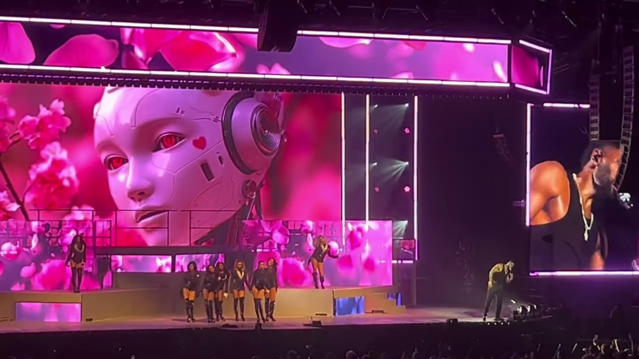 Jason derulo. Cardiff Utilita 2nd February 2026: Clothes, Outfits ...